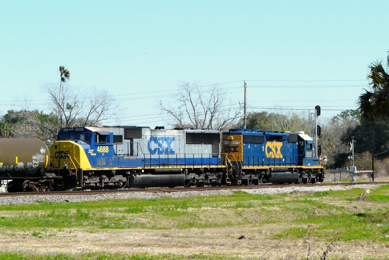 CSX 4688 & 8012